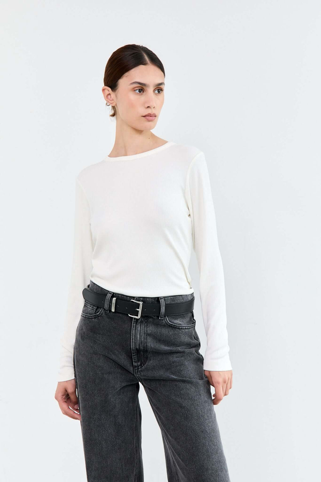 EMILIA T-SHIRT|Ecru - LIVTHELABEL